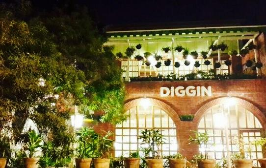 15 Places to Eat out in Delhi On Valentine’s Day | Crave Bits